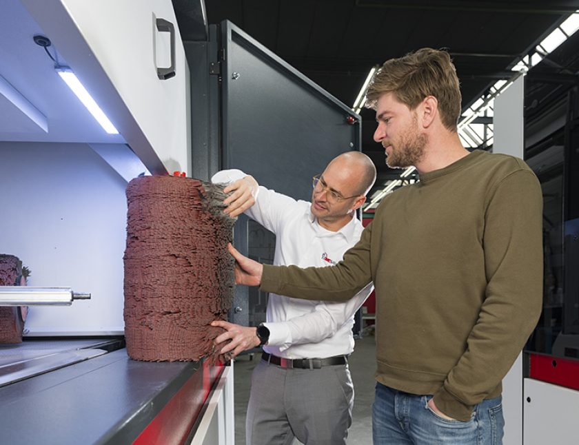 Deburring steel parts and sheets - Timesavers